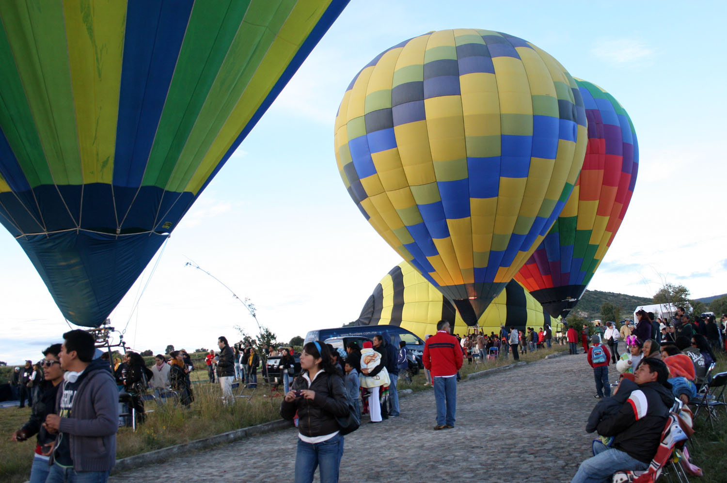 Diálogo Sin Fronteras | Globos Multicolores Surcaron el Cielo en Huamantla.